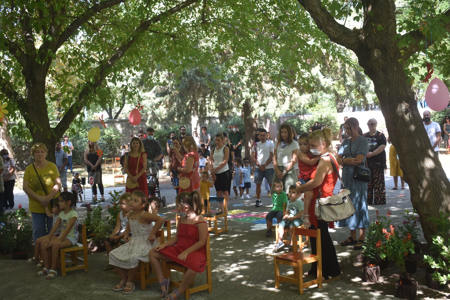 Με την ευλογία του Θεού και χαμόγελα ξεκίνησαν οι Δημοτικοί Παιδικοί ...