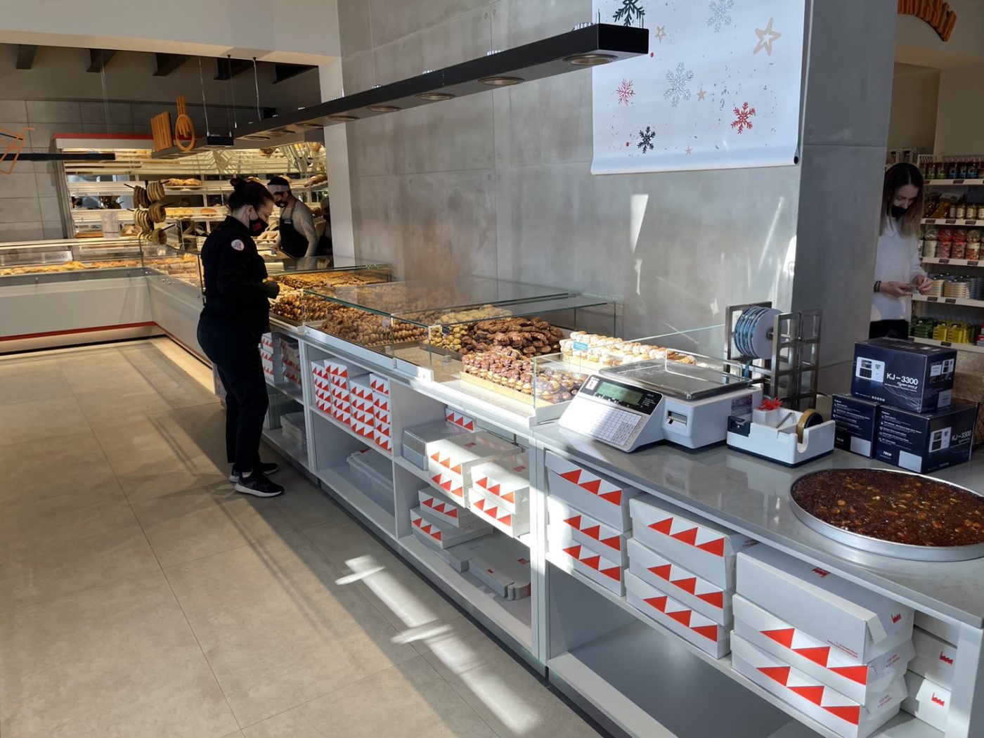 Δείτε φωτογραφίες: Άνοιξε τις πύλες του στη Λάρισα το εντυπωσιακό Bread ...