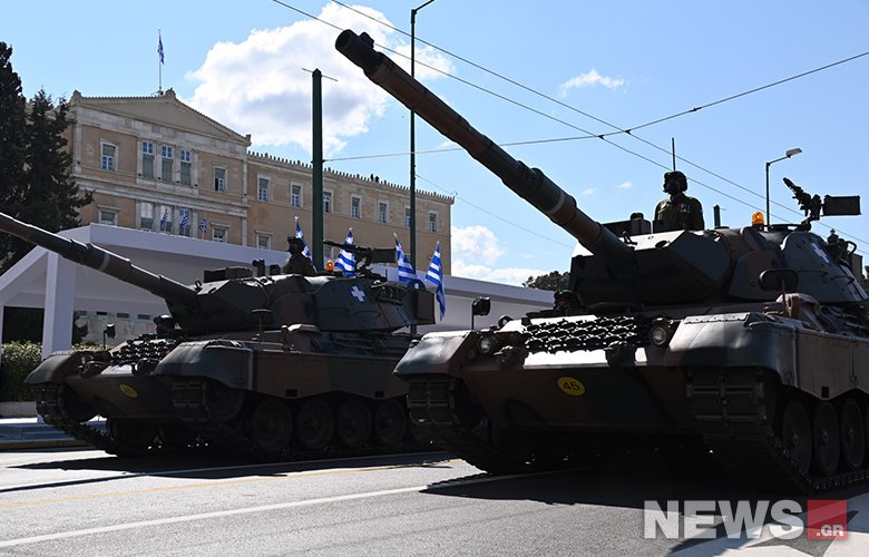 Η ιστορική παρέλαση για τα 200 χρόνια από την Ελληνική Επανάσταση ...