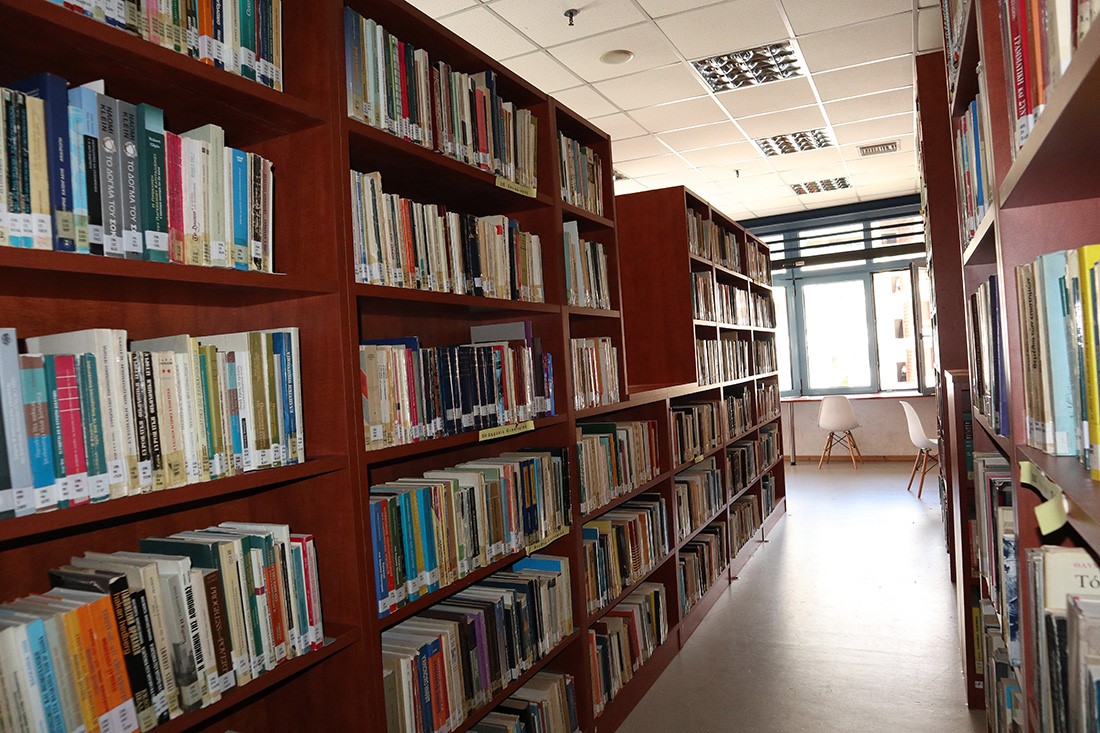 Βραβεύτηκε η Δημόσια Κεντρική Βιβλιοθήκη Λάρισας – ONLARISSA.GR Νέα ...