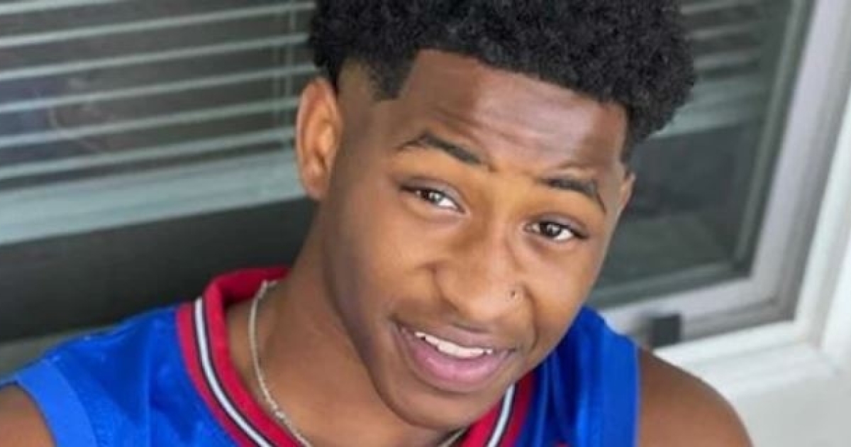 Κερδίζει χιλιάδες δολάρια την εβδομάδα, «φλερτάροντας με γυναίκες, μόνο ...