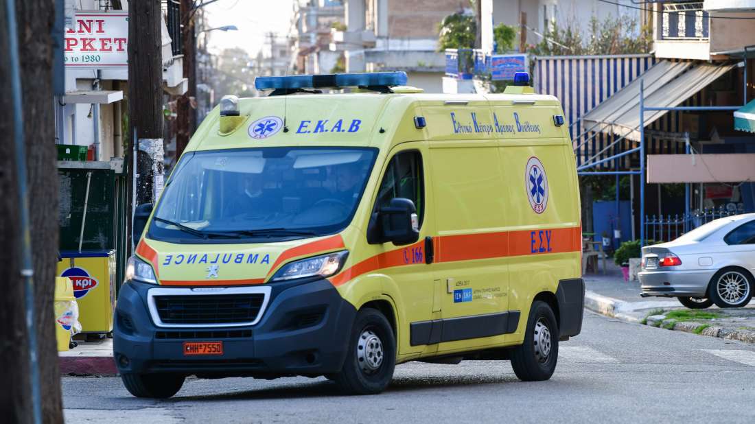Εκτός προσωρινής λειτουργίας λόγω βλάβης το 166 του ΕΚΑΒ στη Λάρισα ...