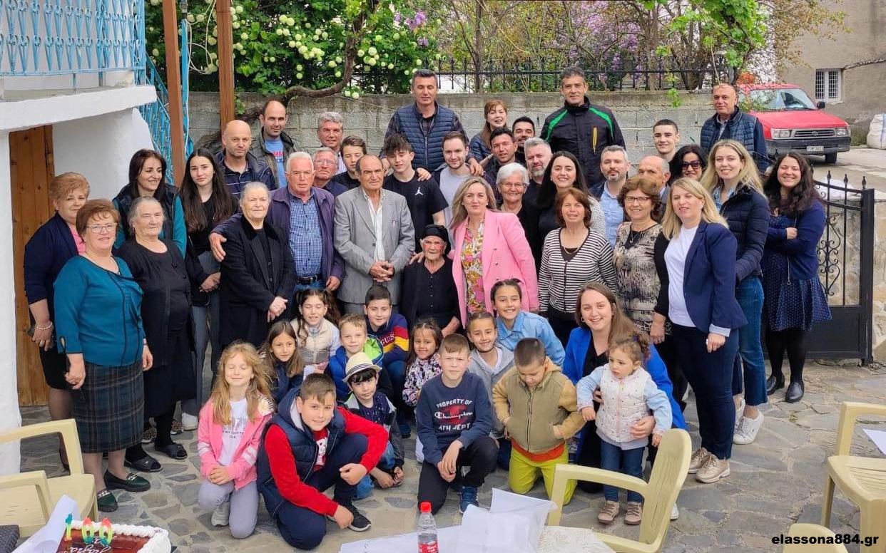 Λάρισα: Αυτό είναι το μυστικό μακροζωίας της γιαγιάς με τα 8 παιδιά, 16 ...