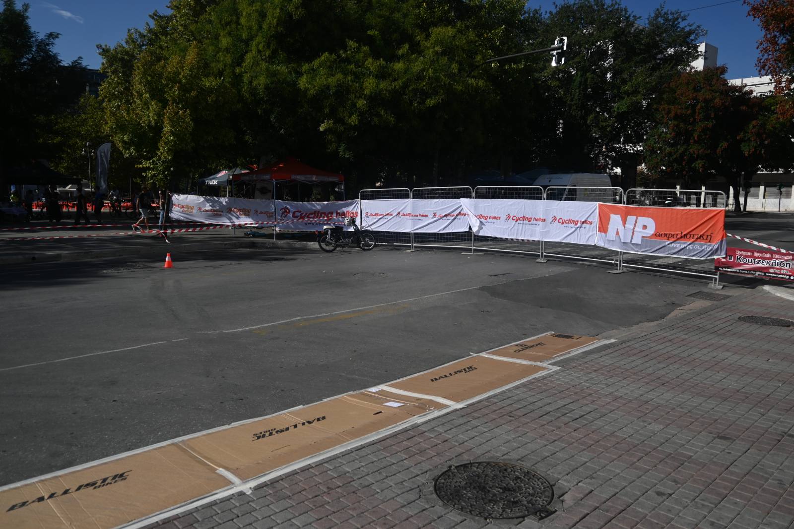 Λάρισα: Τα αυτοκίνητα… απουσιάζουν! Αποκλεισμένο το κέντρο της πόλης ...
