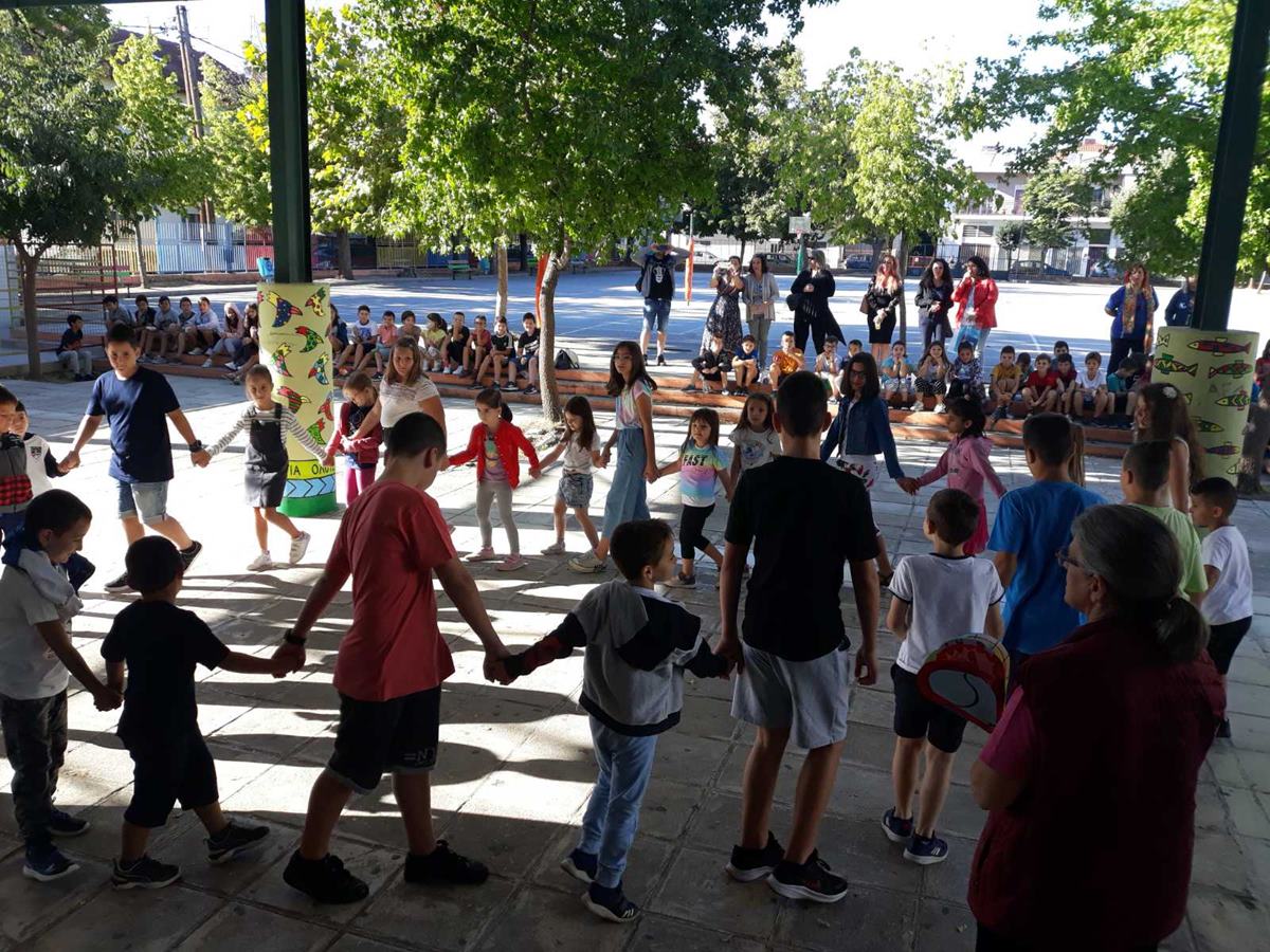 Υιοθεσία και Erasmus+ στο 32ο Δημοτικό Σχολείο Λάρισας – ONLARISSA.GR ...