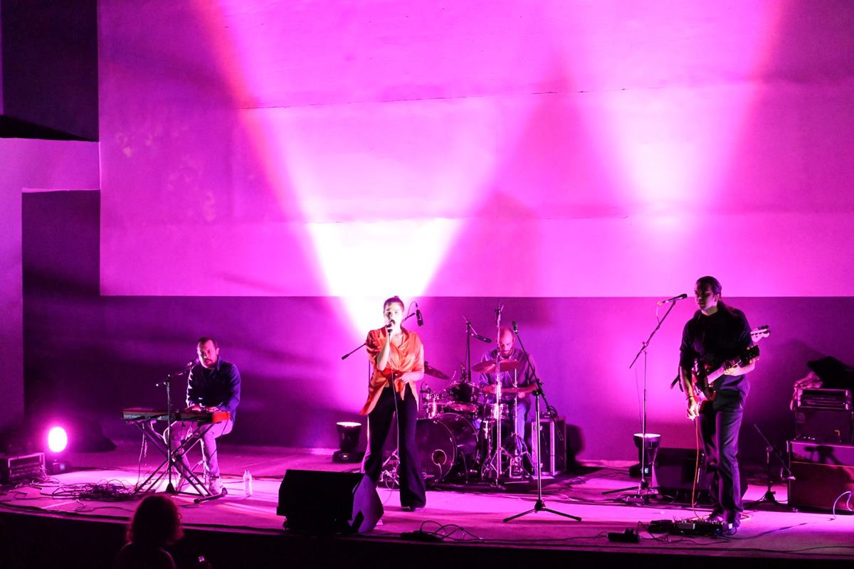 Οι "Souled Out" σήκωσαν όρθιο το κοινό στο θερινό κινηματογράφο του ...
