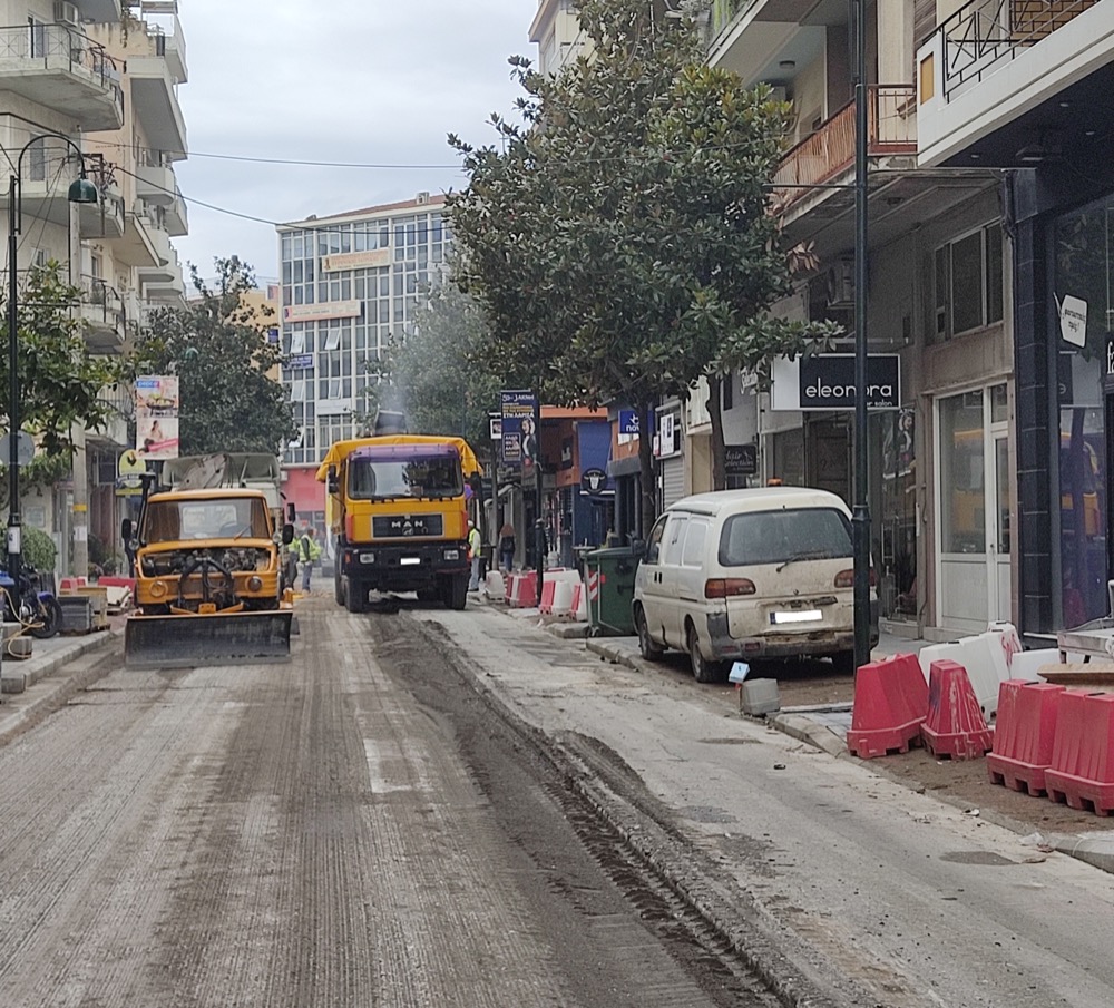 Λάρισα: Εργασίες για ασφαλτόστρωση - διαγράμμιση στην 23ης Οκτωβρίου ...