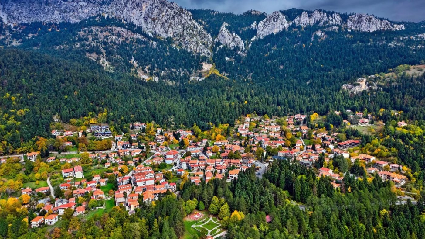 Αυτό είναι το ορεινό χωριό της Θεσσαλίας που χαρακτηρίστηκε και ως η ...