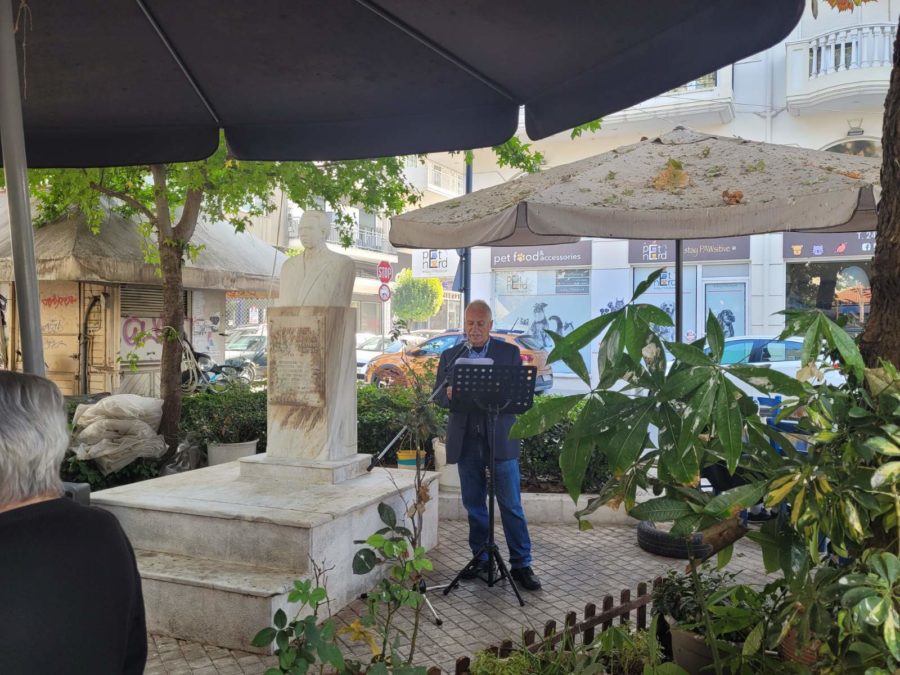 ΚΚΕ ΚΝΕ ΠΕΑΕΑ-ΔΣΕ: Τίμησαν την επέτειο απελευθέρωσης της Λάρισας (φώτο ...