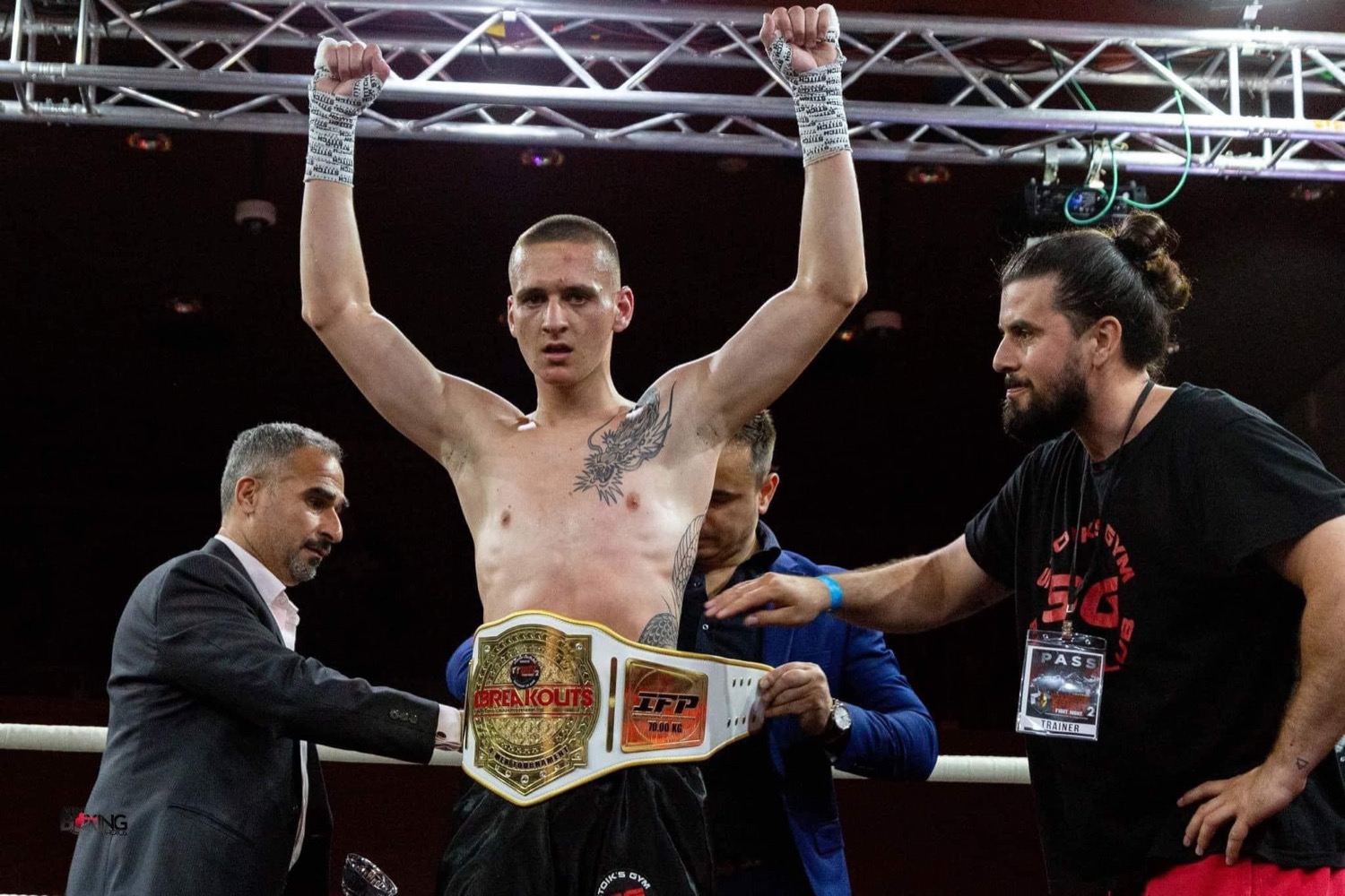 Λαρισαίος kick-boxer σαρώνει τις επιτυχίες και στην Ευρώπη - Ο μεγάλος ...