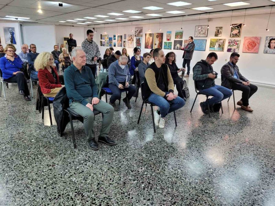 Λάρισα: Με επιτυχία η παρουσίαση των βιβλίων του περιοδικού Λόγου και ...