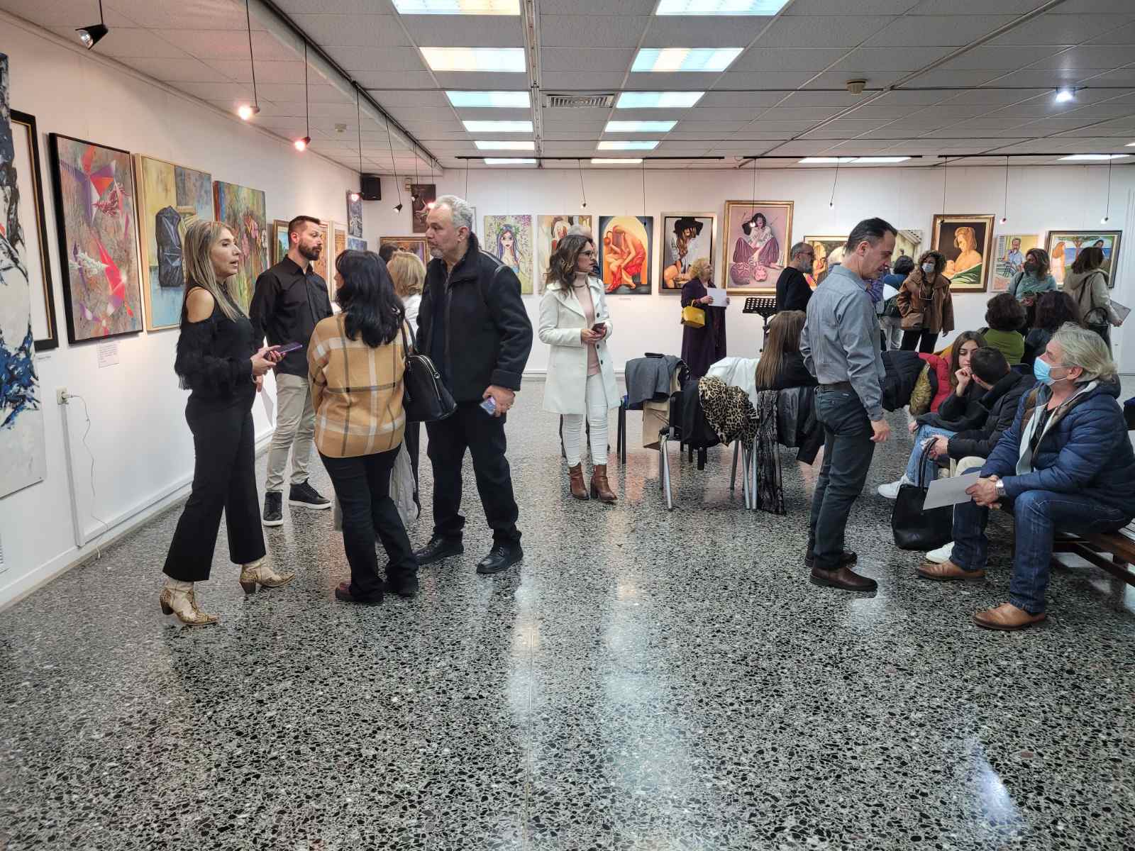 Λάρισα: Εγκαινιάστηκε στο Χατζηγιάννειο η έκθεση εικαστικών ...