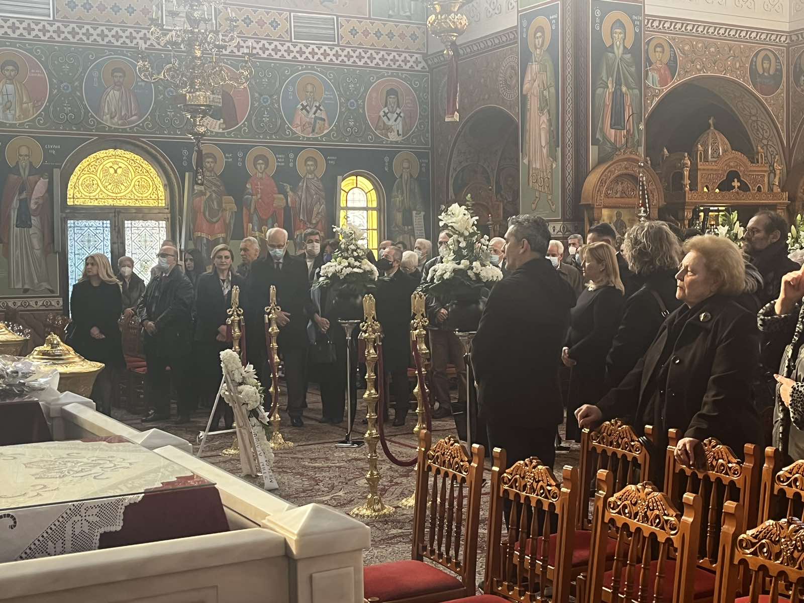 Λάρισα: Θλίψη στην κηδεία της Λίτσας Γκολφινοπούλου (φωτο) – ONLARISSA ...