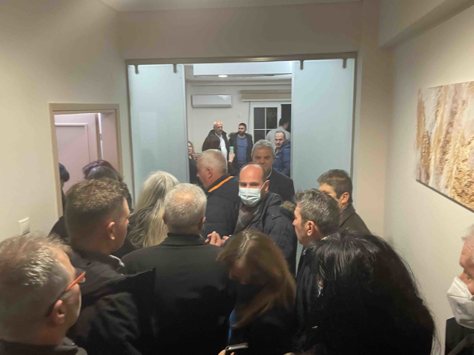 Πλήθος κόσμου στην Σκαρλάτου Σούτσου για τον Καπετάνο – ONLARISSA.GR ...
