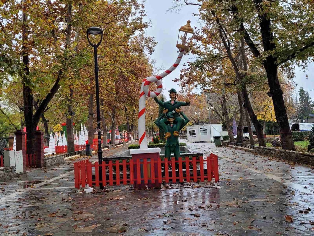Δείτε φωτογραφίες: Στην τελική ευθεία το «Πάρκο των Ευχών» στη Λάρισα ...