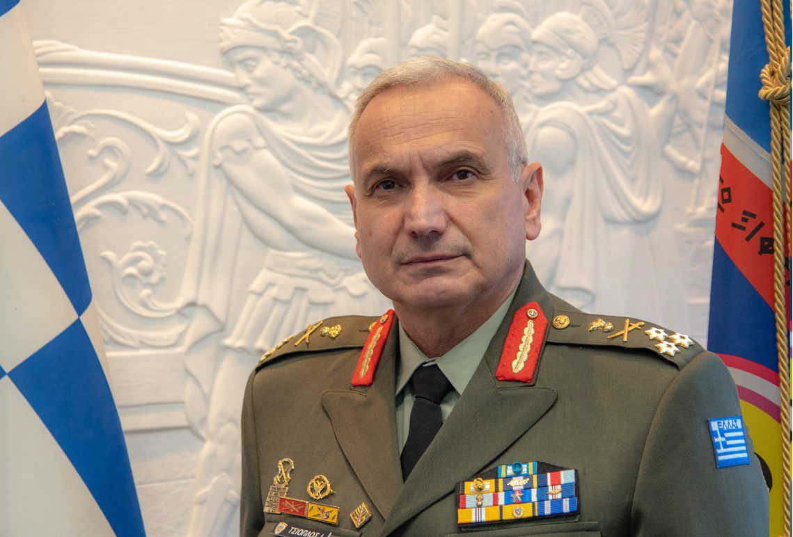 Λάρισα: Ο Αντιστράτηγος Ιωάννης Τσιόπλος νέος διοικητής 1ης Στρατιάς ...