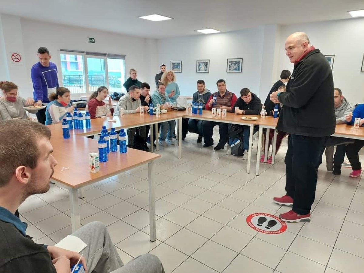 Στην ΕΛΒΑΚ παιδιά και ενήλικες του ΚΔΑΠ ΜΕΑ Πρόσβαση Λάρισας ...
