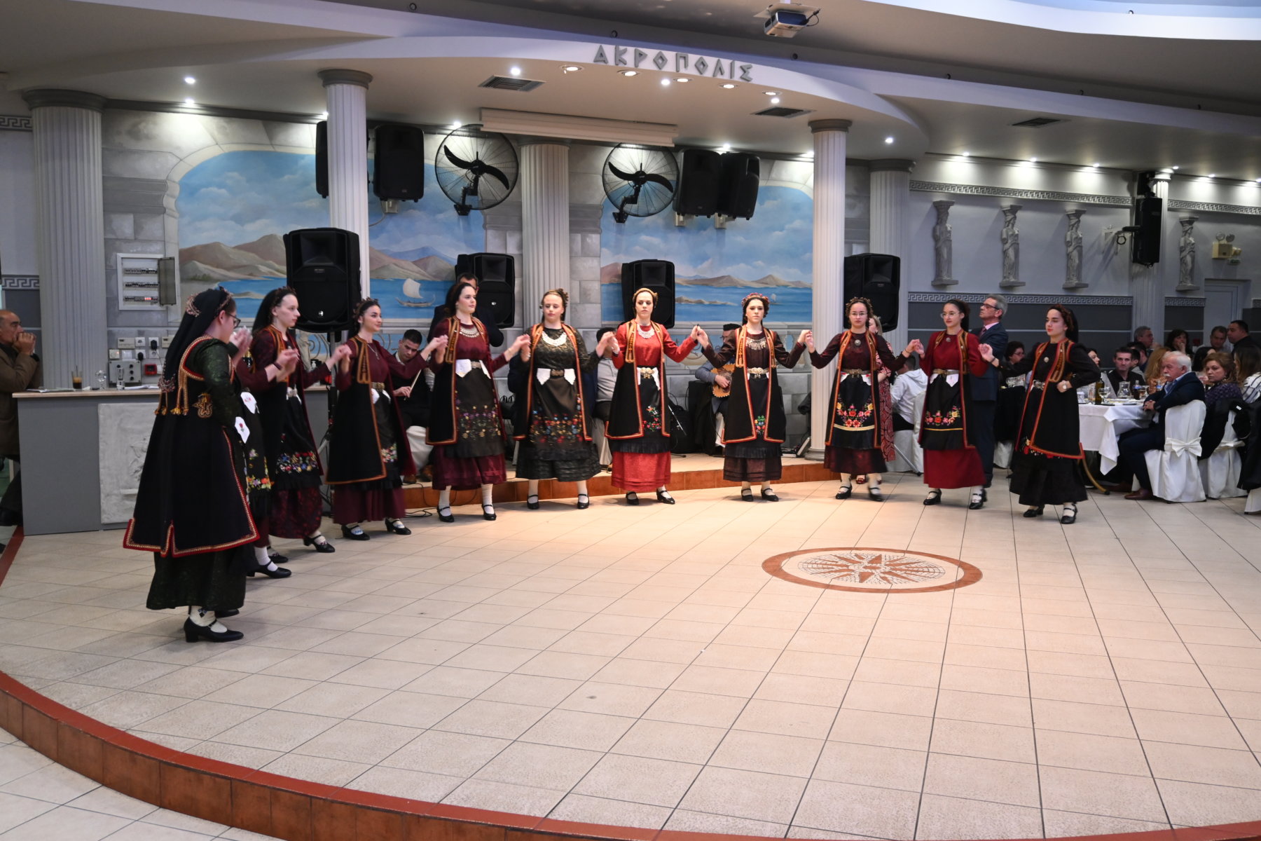 Φιλική Βραδιά και κοπή πίτας του Πανθεσσαλικού Συλλόγου Καλαρρυτινών ...