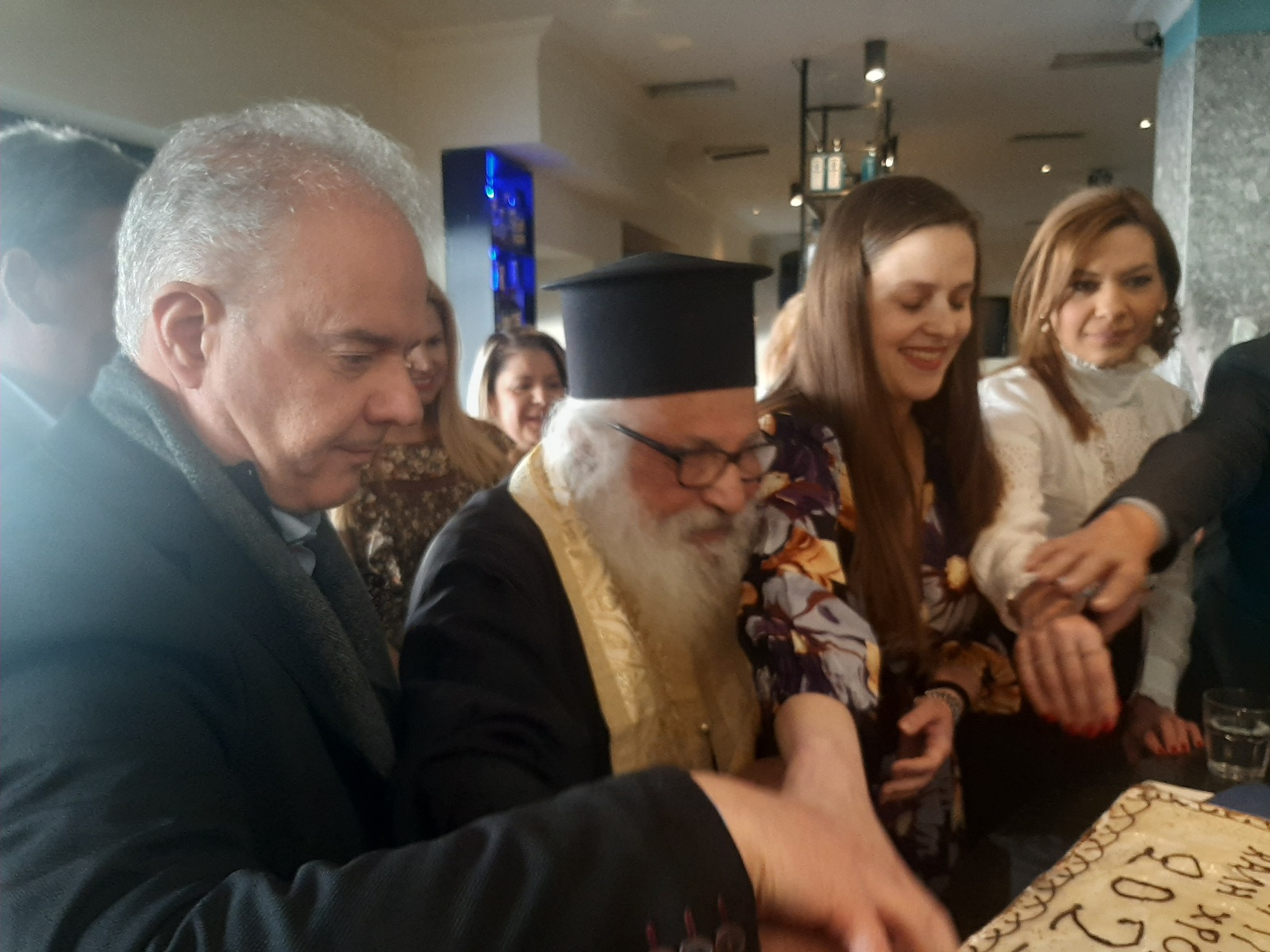 Έκοψε την πίτα του ο Σύλλογος Γυναικών Πυργετού (φώτο) – ONLARISSA.GR ...