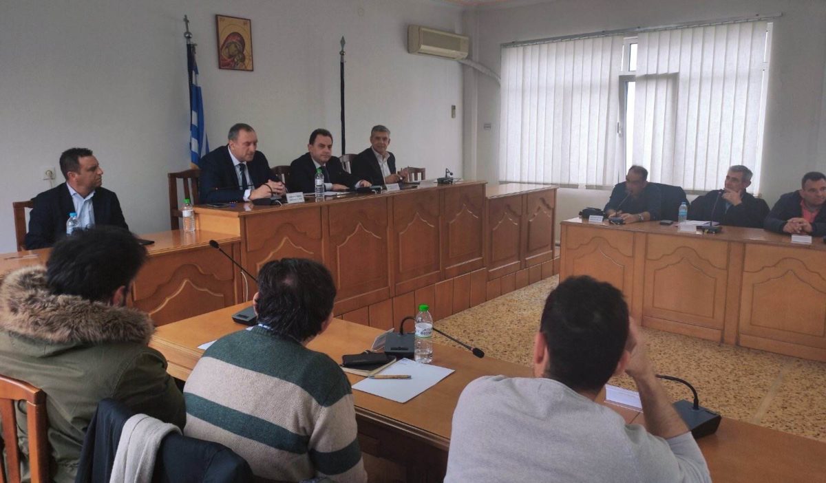 Στη συνάντηση Γεωργαντά με αγρότες στον Τύρναβο ο Δήμαρχος Γιάννης ...