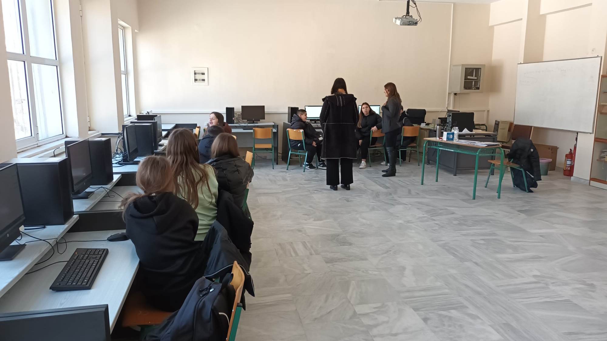 Στον 1ο Μαθητικό Οικονομικό Διαγωνισμό του Ελληνικού Ανοικτού ...