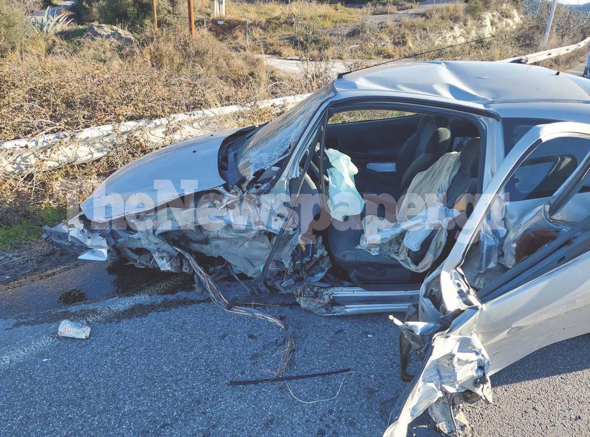 Βόλος: Απίστευτο τροχαίο ατύχημα – Τρεις τραυματίες σε σφοδρή σύγκρουση ...