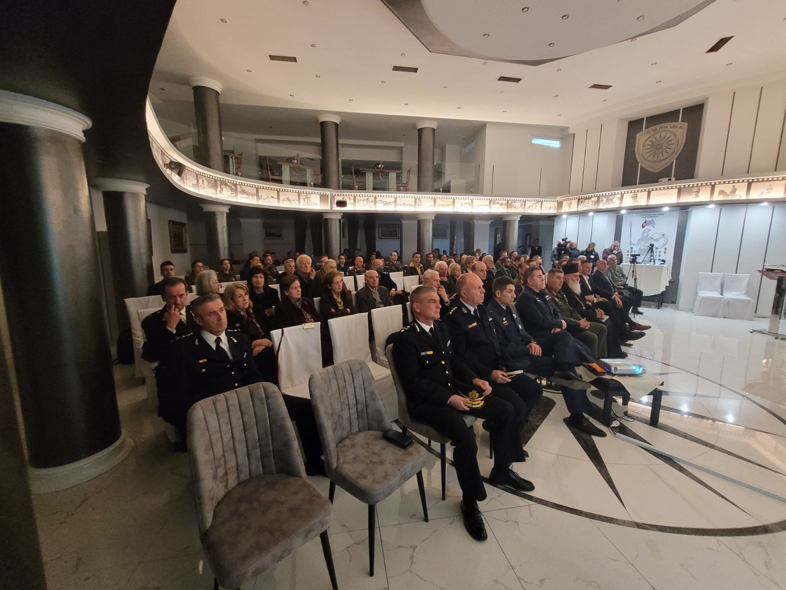 Ο παράλληλος βίος Λάρισας και Στρατού «ξετυλίχθηκε» στην εκδήλωση της ...