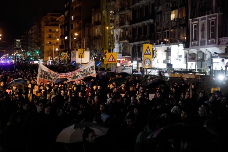 Ο Διεθνής Τύπος για τα Τέμπη: «Ο πόνος έχει μετατραπεί σε οργή στην ...