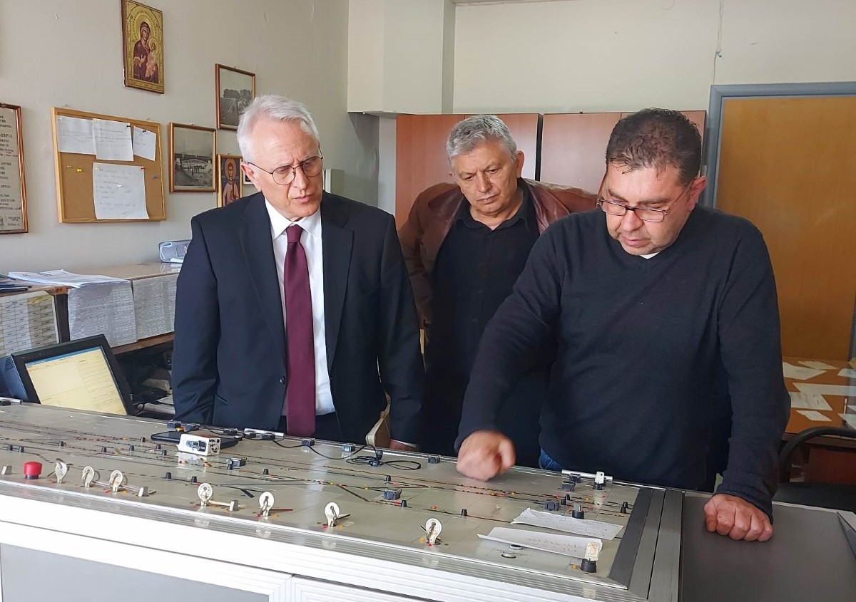 Στη Λάρισα ο Τομεάρχης Διαφάνειας Γιάννης Ραγκούσης - Επισκέφτηκε ...