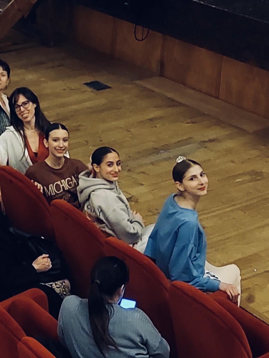 Δυο χρυσά και ένα ασημένιο μετάλλιο για τα κορίτσια της Δημοτικής ...