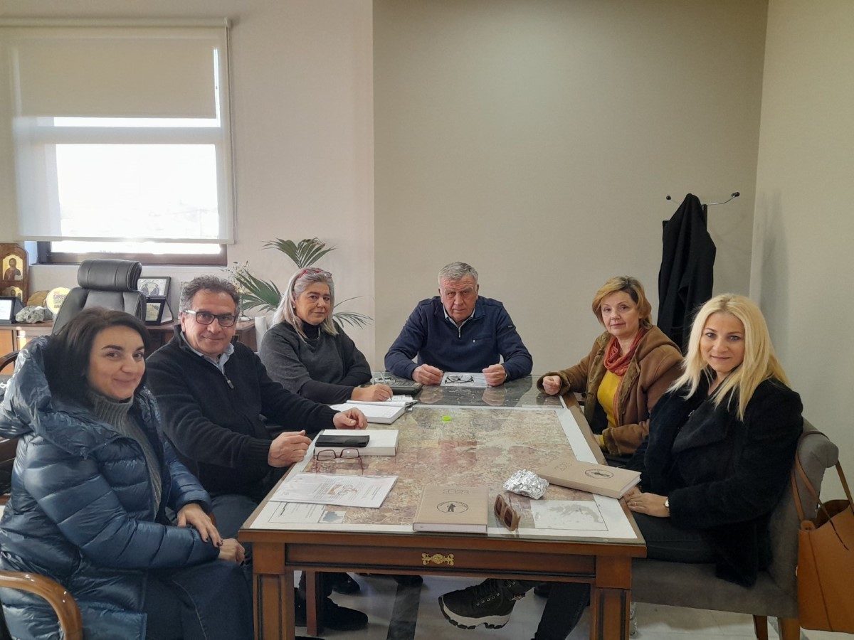 Προσλήψεις ψυχολόγου και κοινωνικού λειτουργού στο Κέντρο Κοινότητας ...