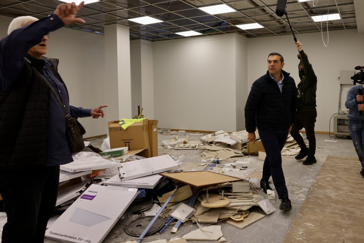 Στο Κέντρο Τηλεδιοίκησης του ΟΣΕ στη Λάρισα ο Τσίπρας: Η κυβέρνηση ...