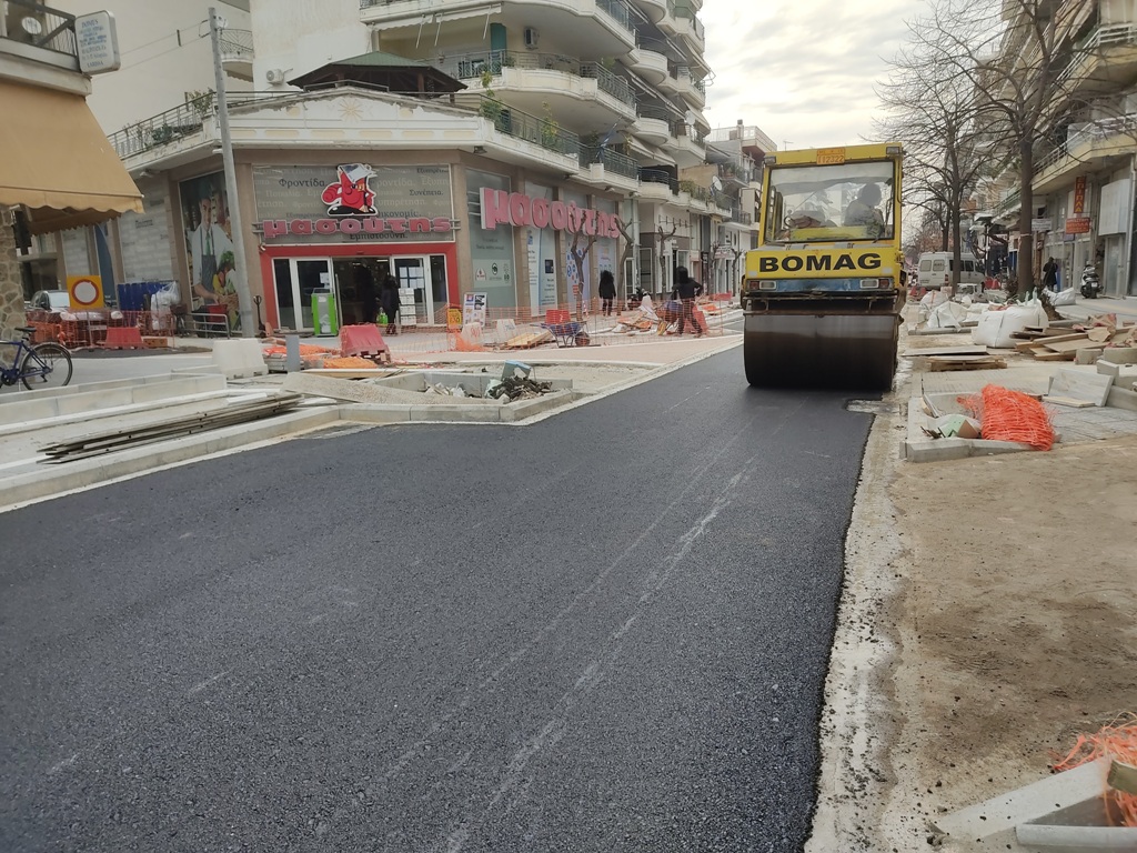 Λάρισα: Η εικόνα της ανακατασκευασμένης Νικηταρά που παραδίδεται σε ...