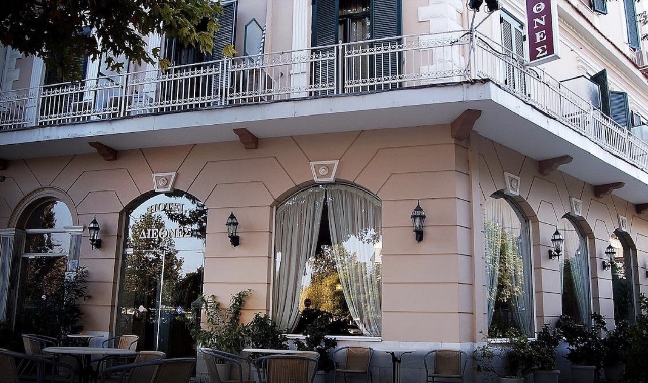 Αυτά είναι τα δύο παλαιότερα ξενοδοχεία στη Λάρισα και μάλιστα ...