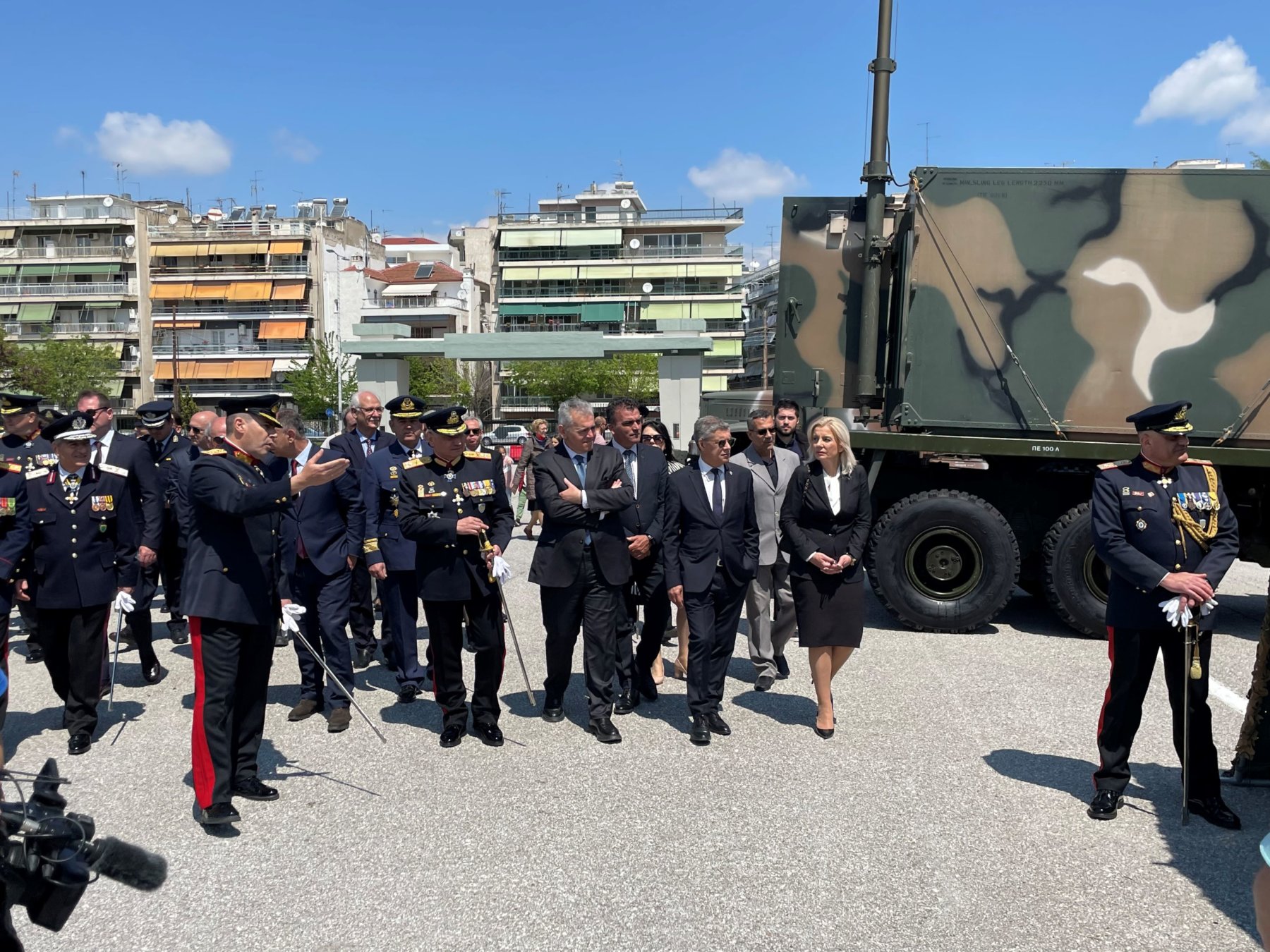 Καραλαριώτου στην 1η Στρατιά: «Η Ελλάδα δύναμη σταθερότητας σε Βαλκάνια ...