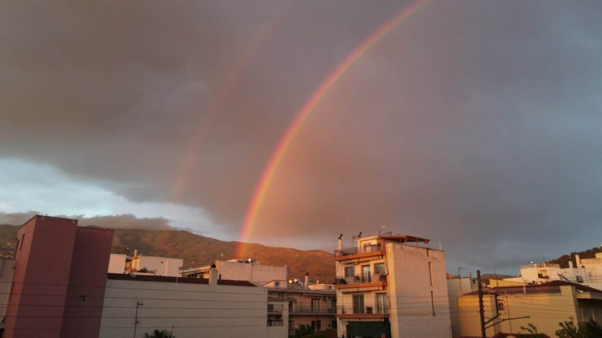 Εντυπωσιακό ουράνιο τόξο πάνω από το Βόλο – Δείτε φωτογραφίες ...