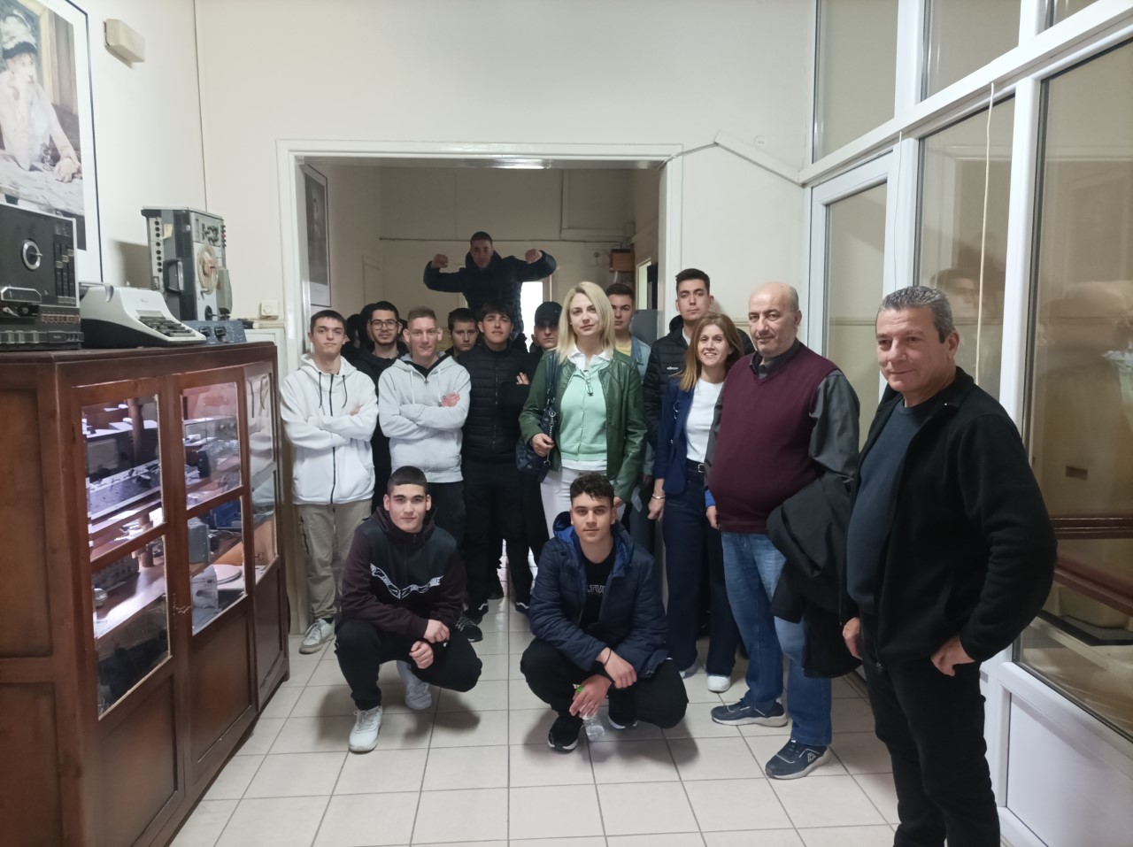 Επίσκεψη μαθητών του 2ου ΕΠΑΛ στην ΕΡΤ Λάρισας – ONLARISSA.GR Νέα ...