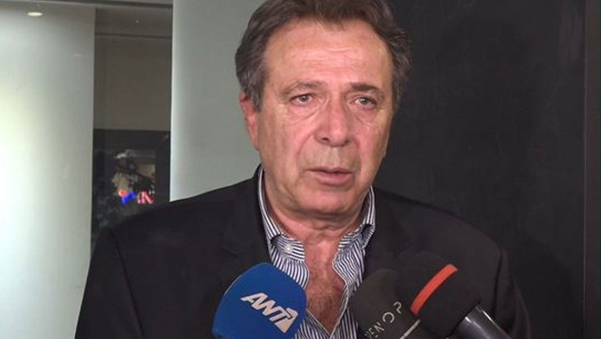 O Χρήστος Φωτίδης «έσπασε» μπροστά στις κάμερες για τον θάνατο του ...