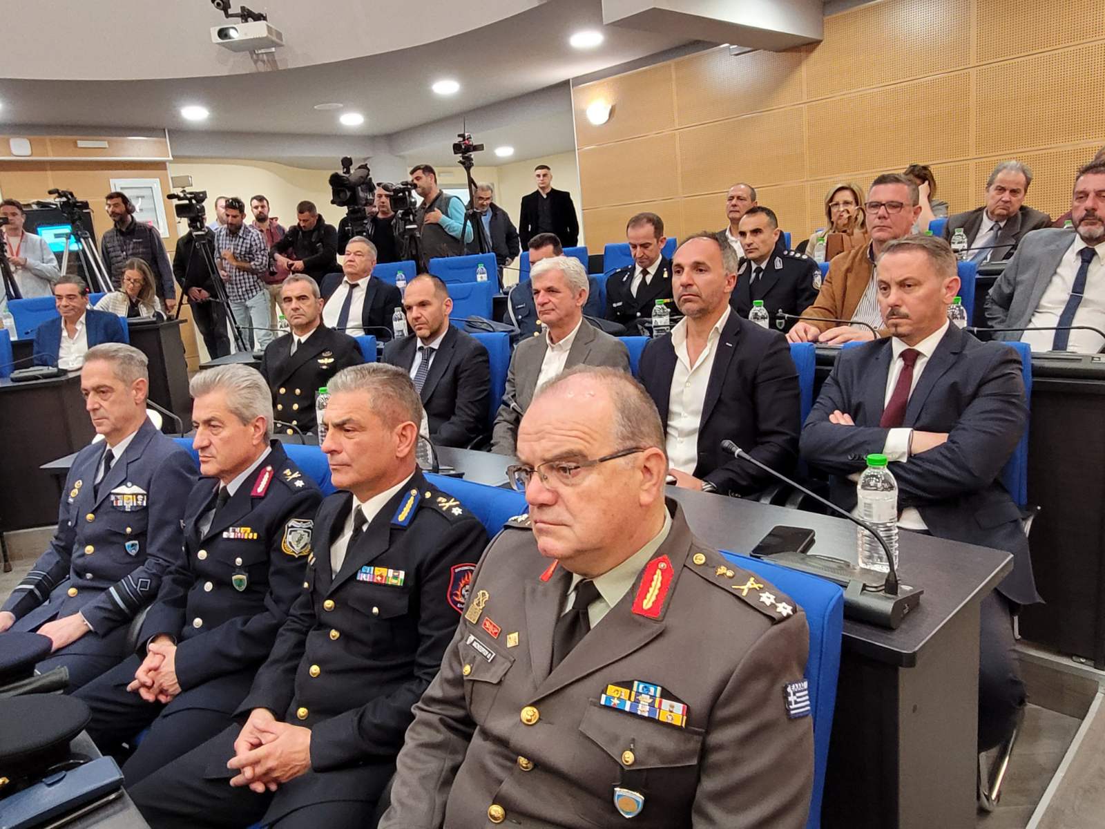Στη Λάρισα ο Αρχιεπίσκοπος Αυστραλίας Μακάριος – Σε πανηγυρική ...