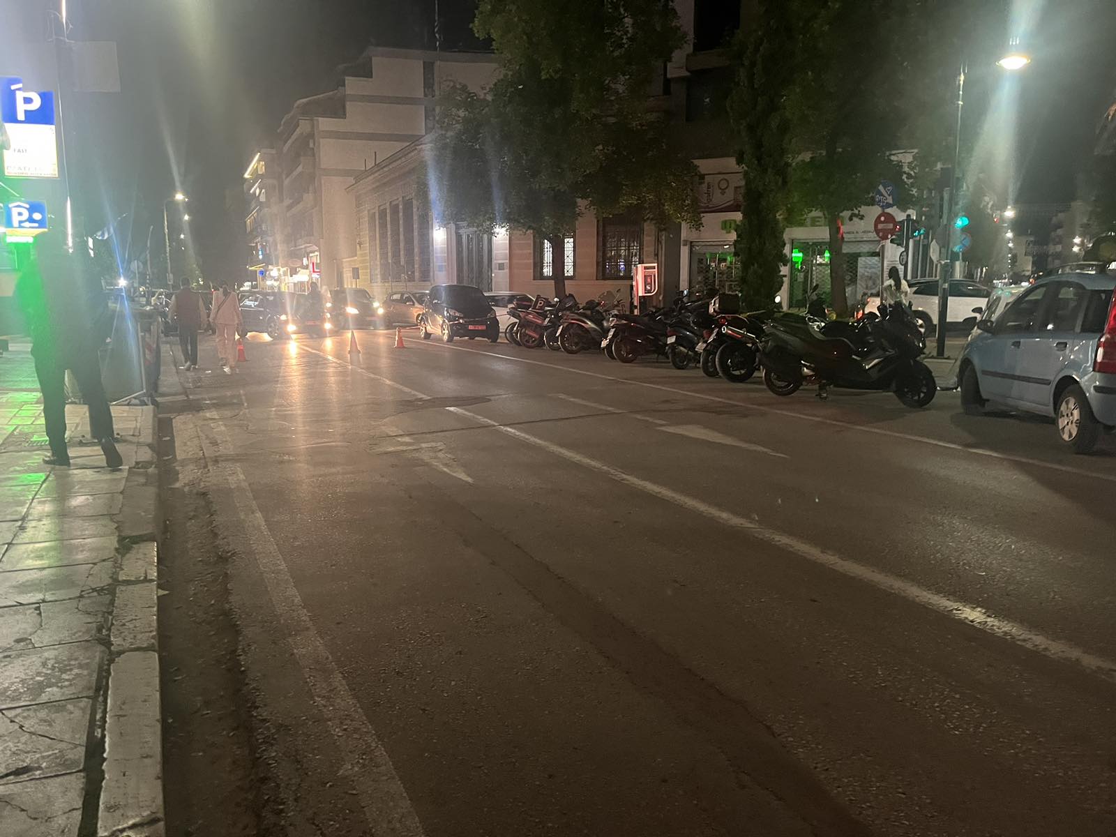 Λάρισα: Εκτροπή της κυκλοφορίας στο κέντρο της Λάρισας λόγω συνωστισμού ...