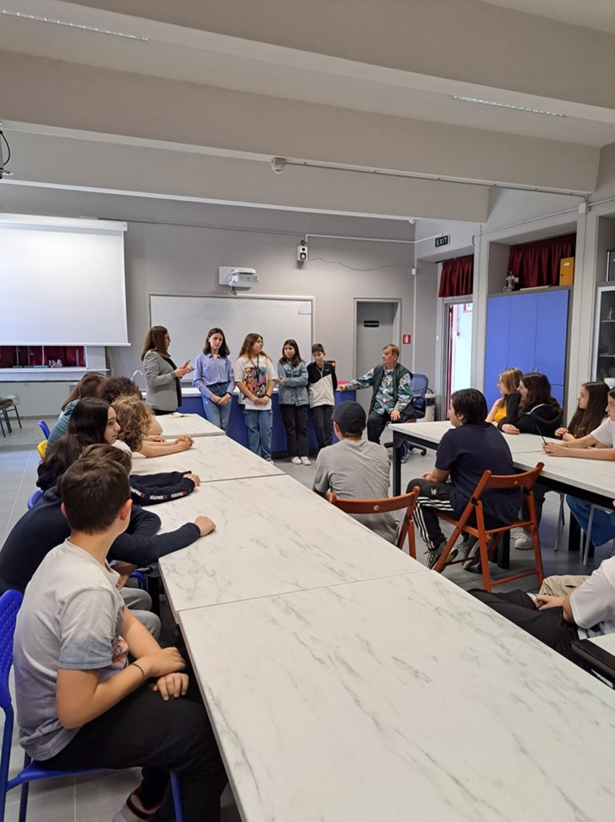 «Δημιουργικά χαρούμενα»: Όταν οι μαθητές του 5ου Γυμνασίου Λάρισας ...