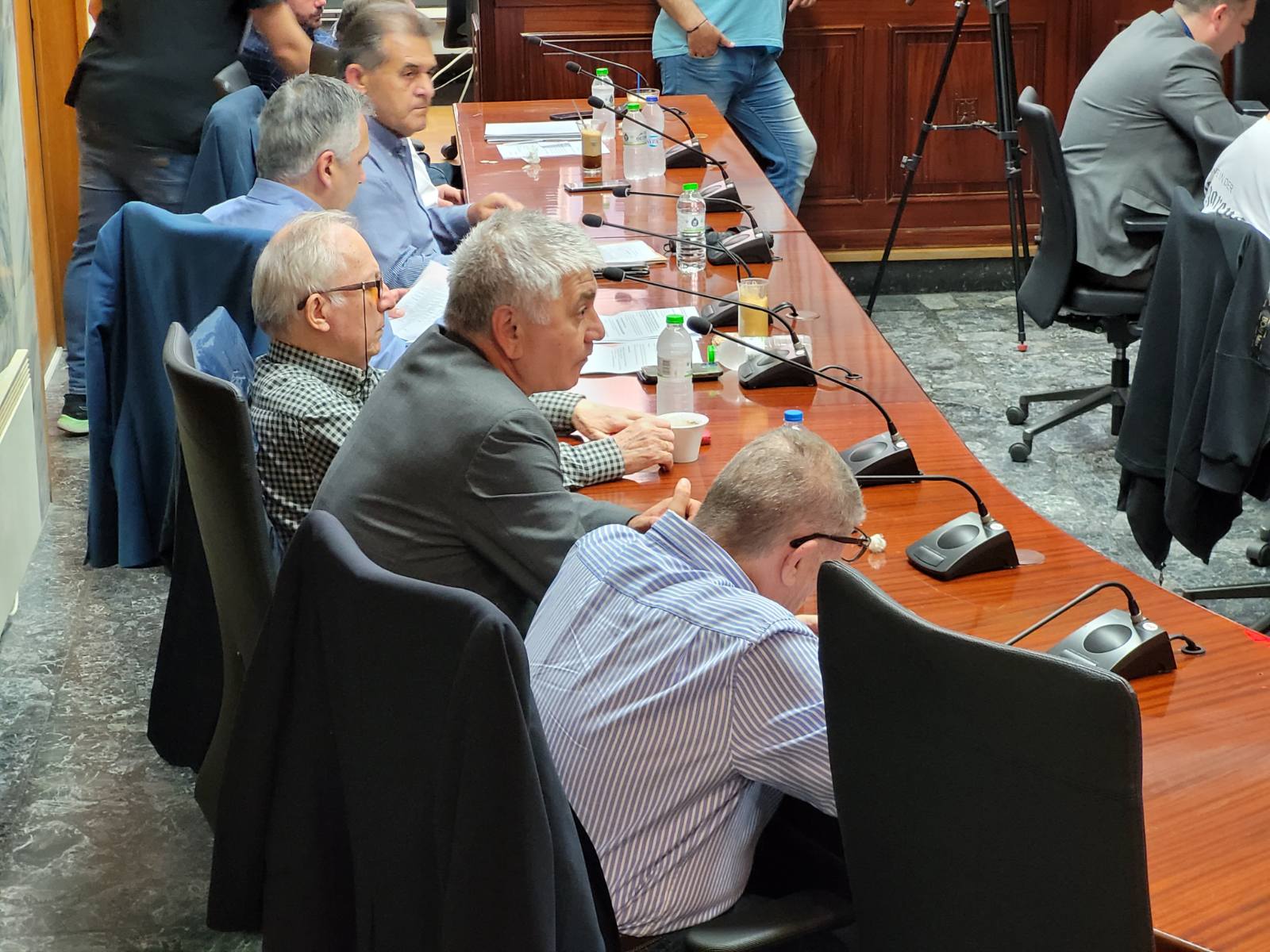 Την απελευθέρωση του Διονυσίου - Φρέντι Μπελέρη ζητά με ομόφωνο ψήφισμα ...