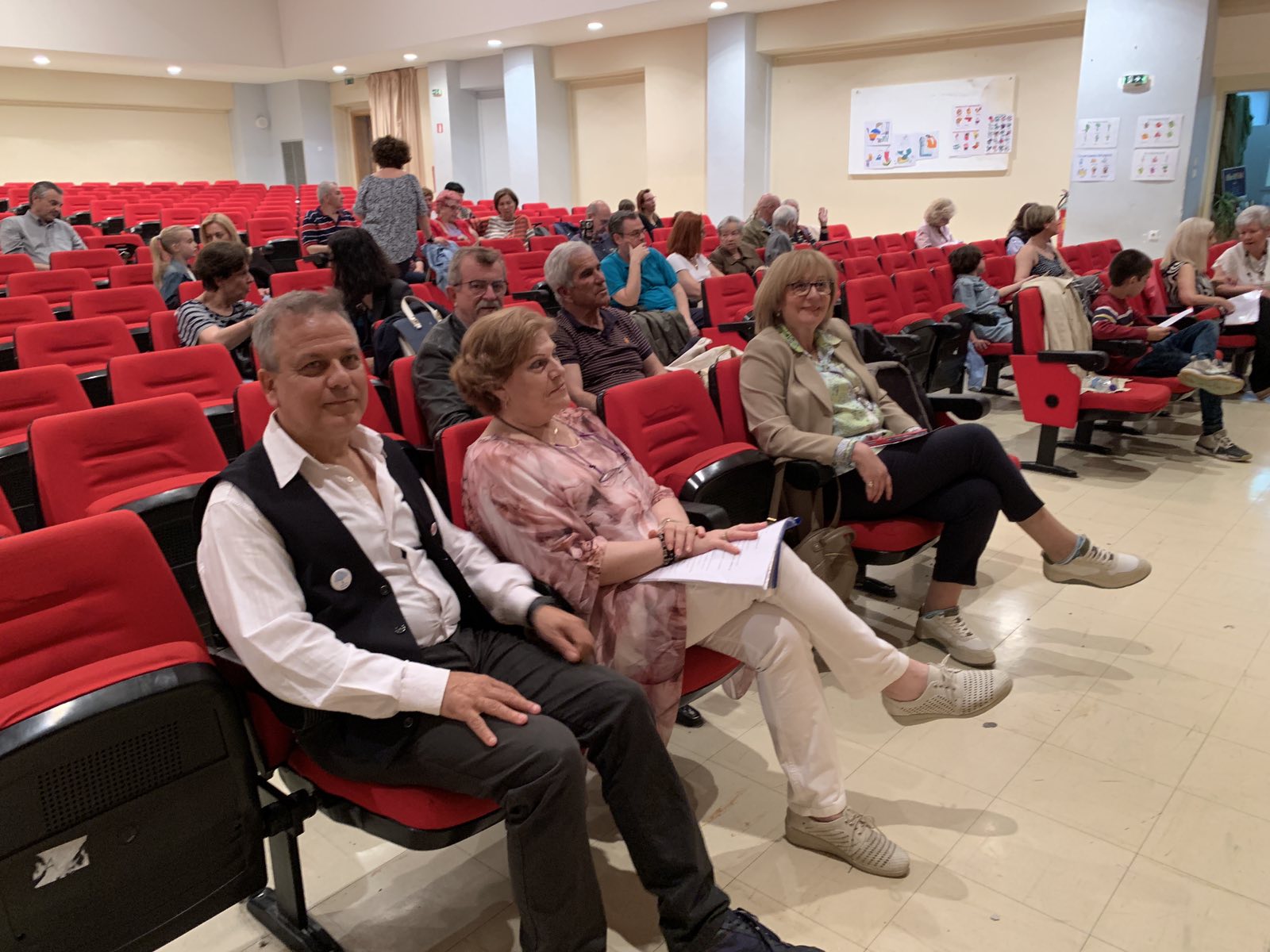 Λάρισα: Παρουσιάστηκε το βιβλίο της Ζαφειρίας Κοτζαμάνογλου: «Ρωξάνη ...