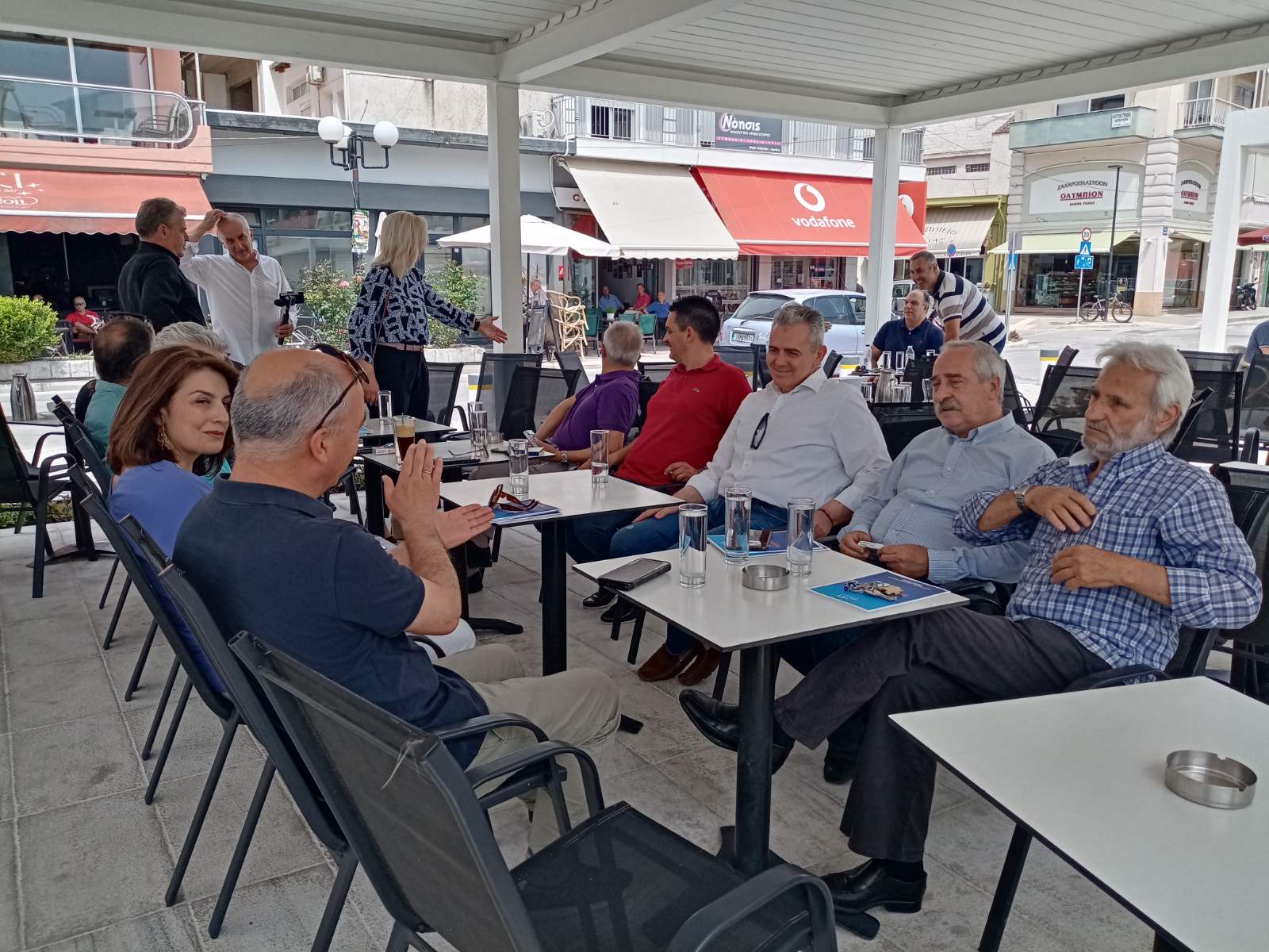 Κλιμάκιο της Νέας Δημοκρατίας στον Τύρναβο (φωτό) – ONLARISSA.GR Νέα ...