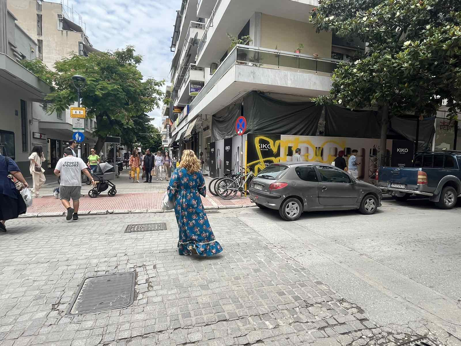 Ανακατατάξεις στον πιο εμπορικό δρόμο της Λάρισας, τον πεζόδρομο της ...
