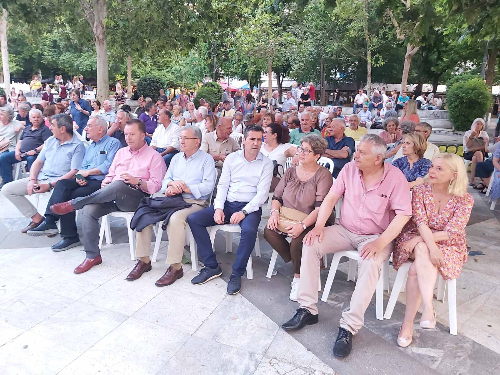 Στην πλατεία Ταχυδρομείου μίλησε ο Τσακαλώτος – Δείτε φωτορεπορτάζ ...