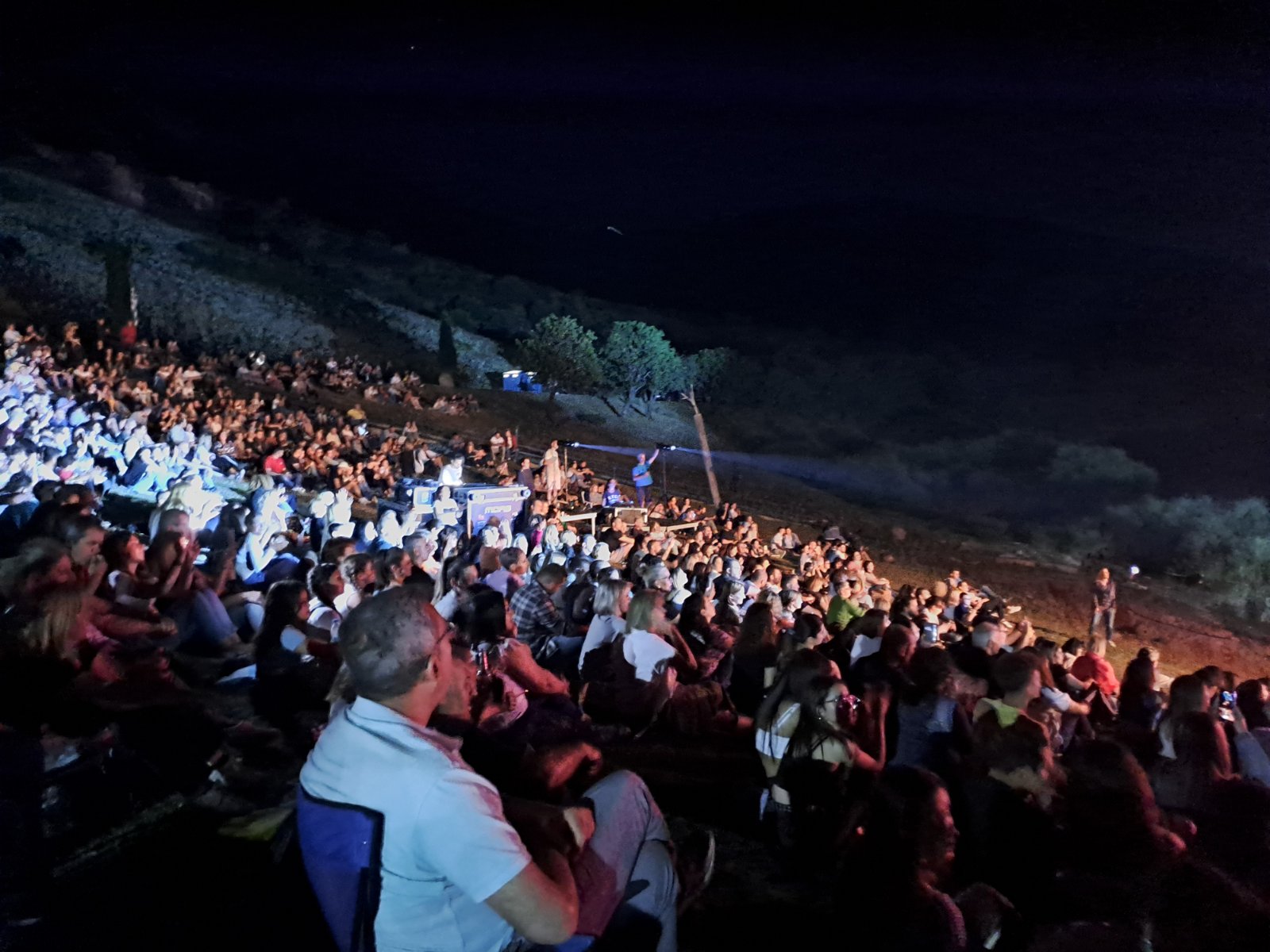 "Μάγεψαν" Αρβανιτάκη και Ζουγανέλη στο «Barra Party» του Συκουρίου ...