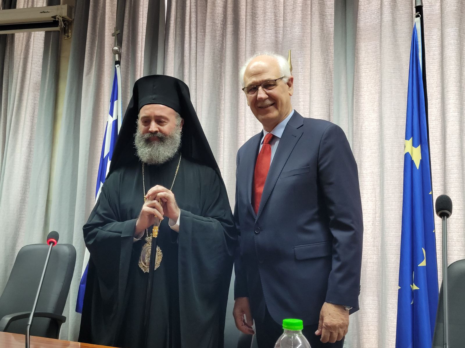 Πρεσβευτής της Λάρισας δηλώνει ο Αρχιεπίσκοπος Αυστραλίας Μακάριος ...