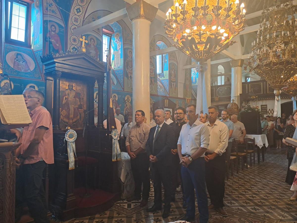 Στη μεγάλη θεομητορική εορτή της Κοιμήσεως της Θεοτόκου ο δήμαρχος ...
