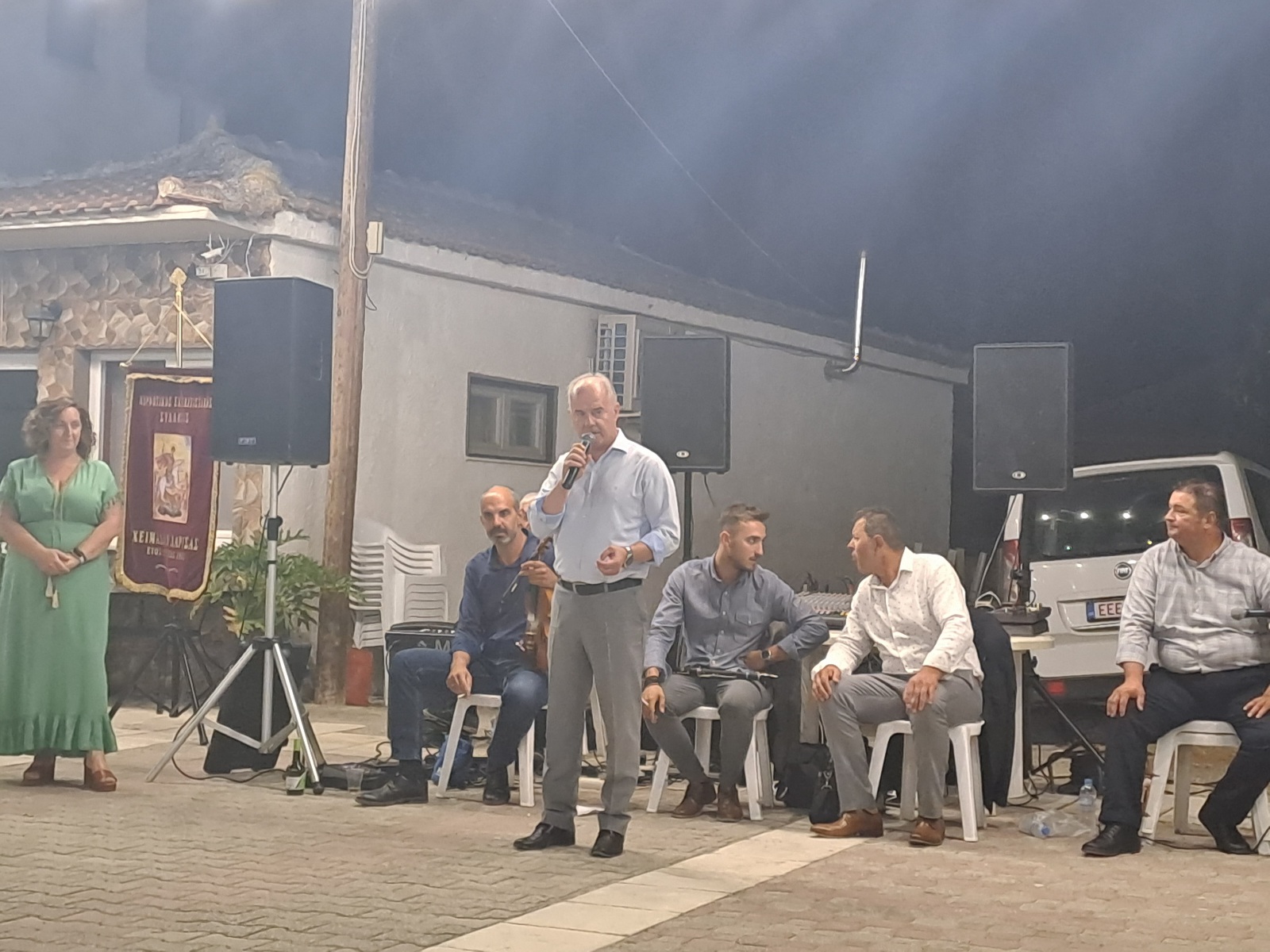 Στην ετήσια χοροεσπερίδα του ΜΕΣ Χειμαδίου ο δήμαρχος Τεμπών Γιώργος ...